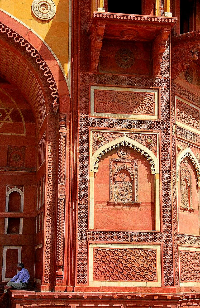 The gilded prison called Agra Fort, one of most magnificent forts in India